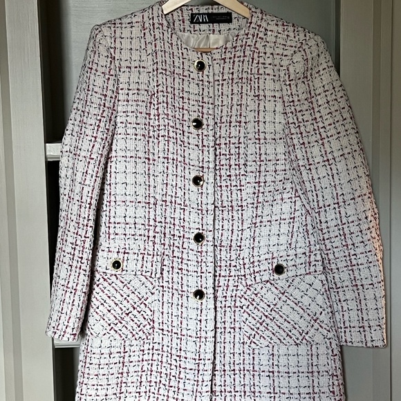 Zara | Jackets & Coats | Zara Coat Chanel Style Size L Never Used 222 ...